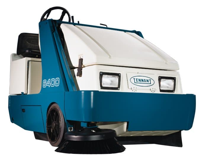 Tennant 6400 Ride On Sweeper