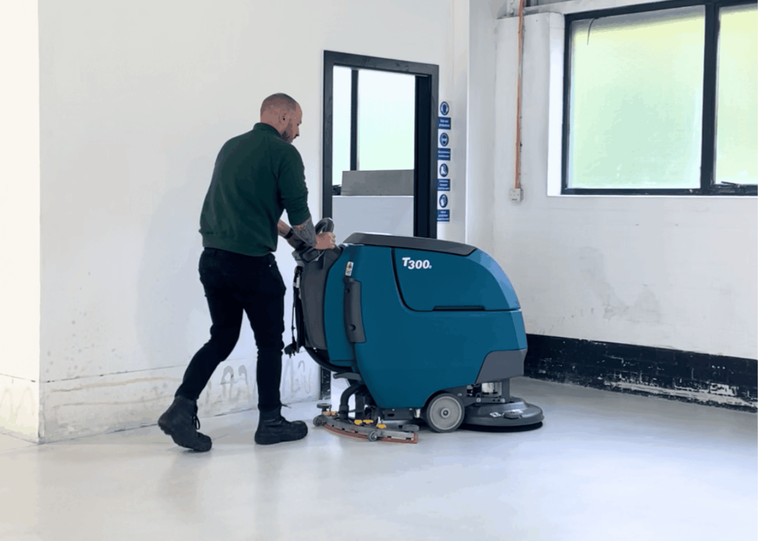 How Used Cleaning Machinery Cuts Cost and Carbon Footprints